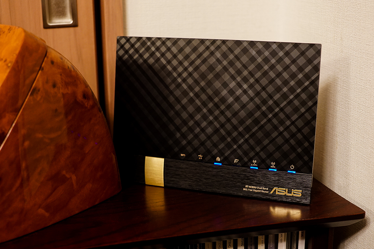 ASUS RT-AC85U インプレッション (2) | b's mono-log