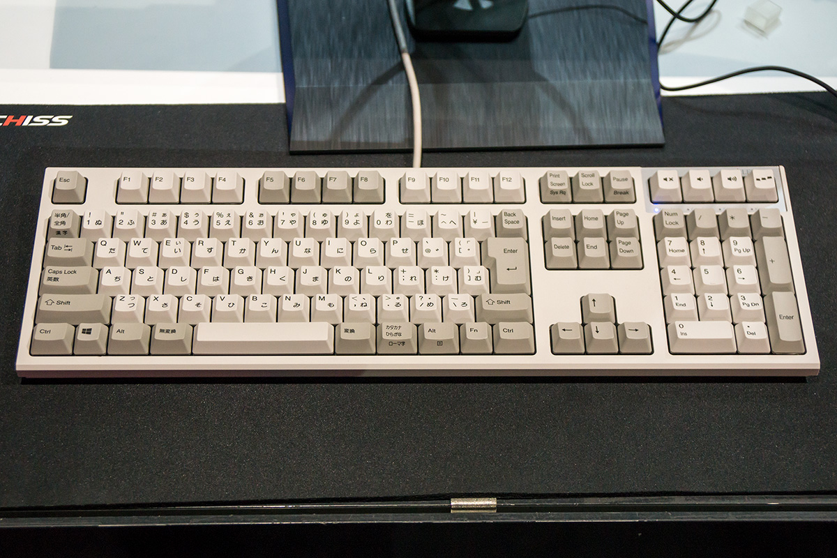 REALFORCE R2 | b's mono-log
